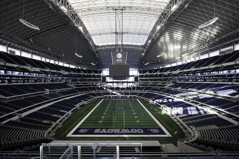 8 of the Most Expensive NFL Stadiums Ever Built - Rarest.org