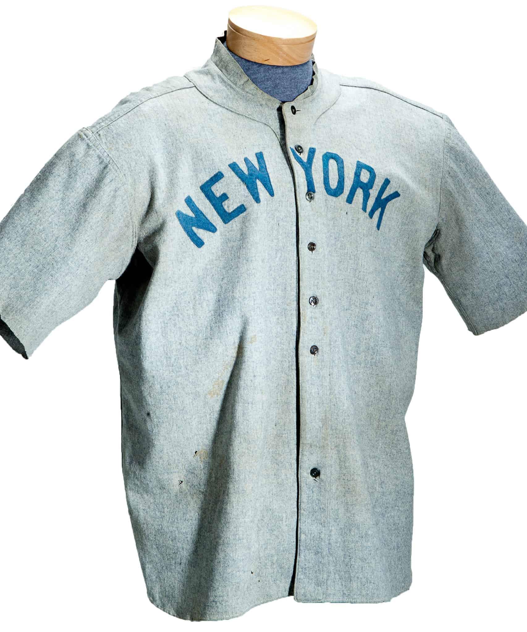 14 Most Expensive Sports Memorabilia - Rarest.org